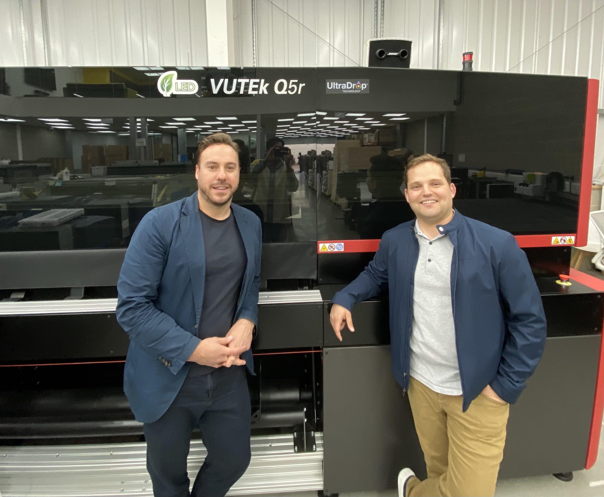 Parrot Print buys Europe's first Vutek Q5r - Digital Printer