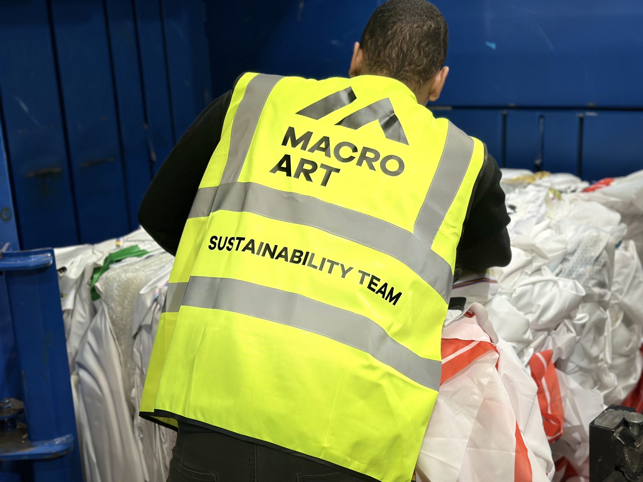 MacroArt takes it all back - Digital Printer